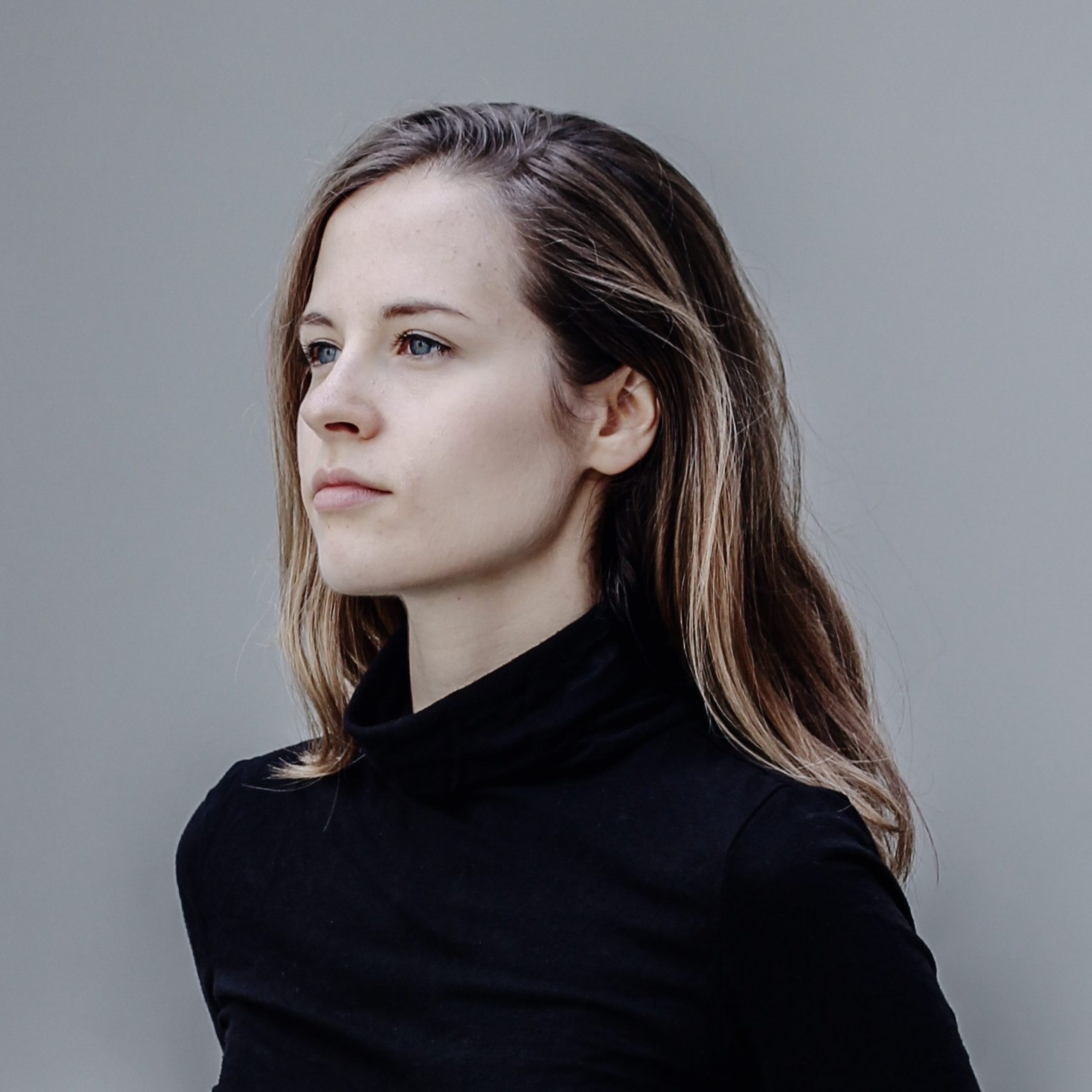 Hania Rani "oprowadza" po wszystkich utworach z płyty