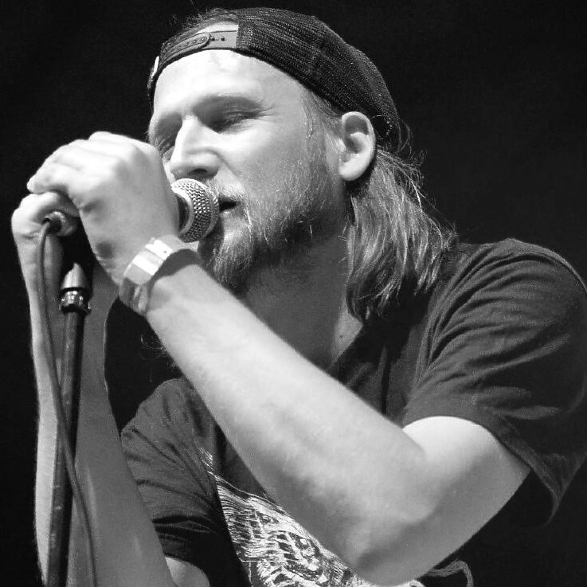 Grzegorz „Guzik” Guziński nie żyje. Lider Flapjack miał 45 lat - Rytmy.pl