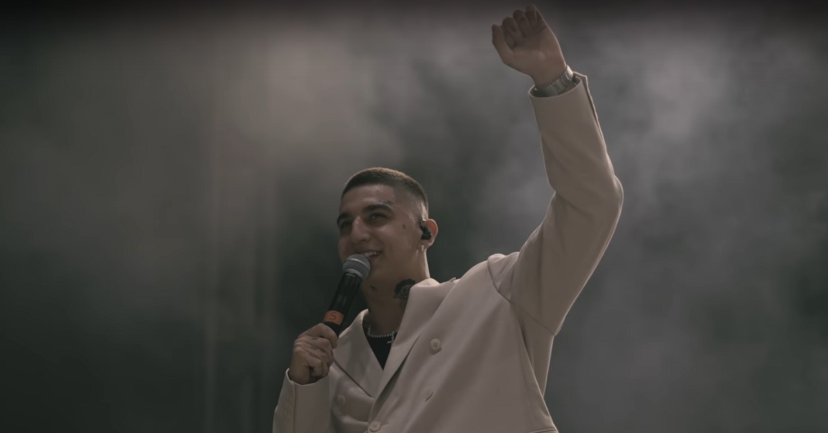 Sobel w akustycznej interpretacji kawałka "Presja" - Rytmy.pl