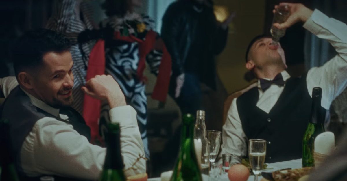 TUZZA z datą premiery i tracklistą krążka "FORZA" - Rytmy.pl