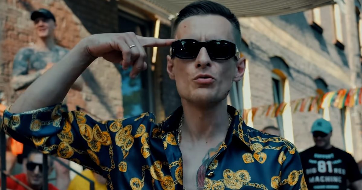 Kali spełnia swoje marzenia i nagrywa lovesong - Rytmy.pl
