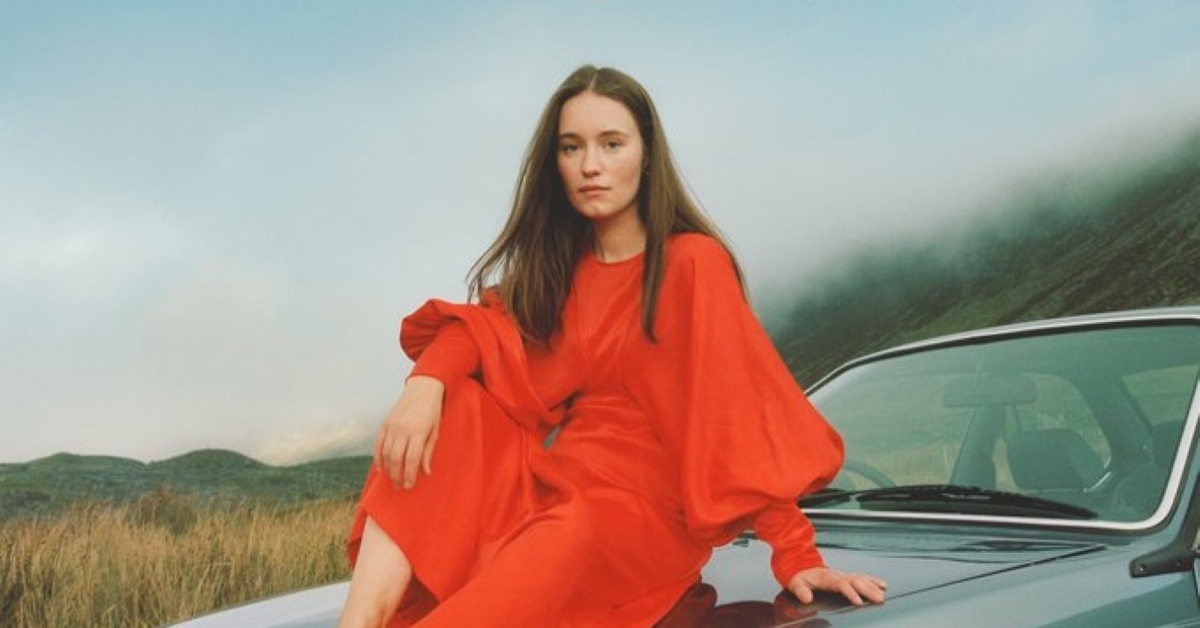 Sigrid i jej album „How To Let Go” powracają w wersji deluxe - Rytmy.pl