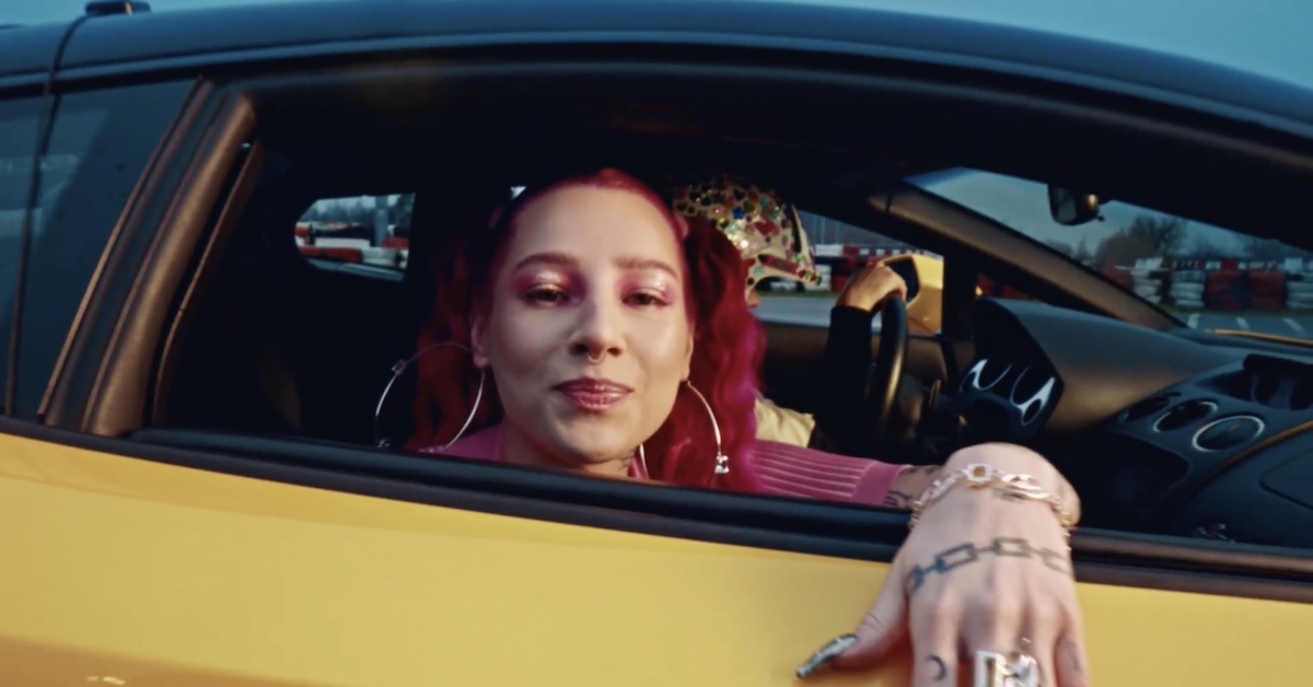 Young Leosia w Rzeszowie. Zagra DJ set z ekipą Baila Ella Tour - Rytmy.pl