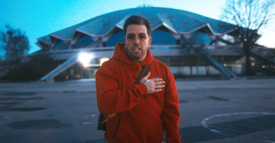 Sentino: człowiek-mem, który odmienił polski rap - Rytmy.pl